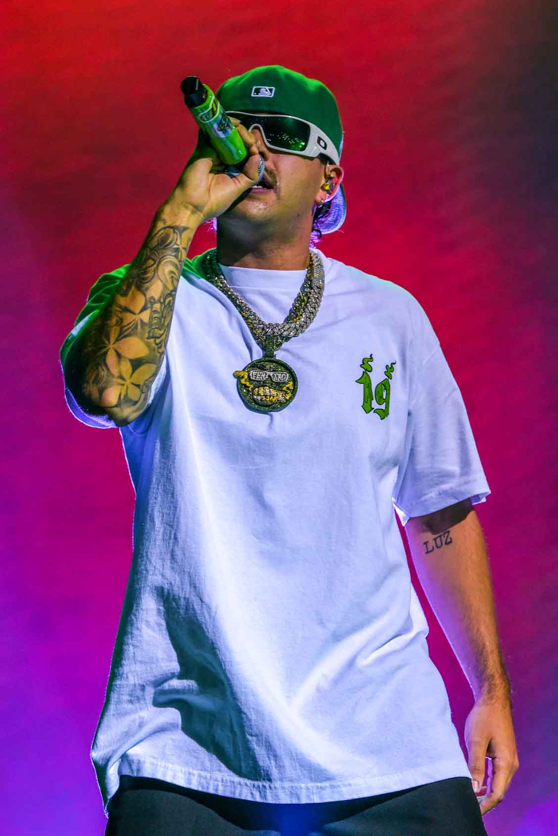 Feid brought his green wave to The Aztec Theater | TheHeartSounds