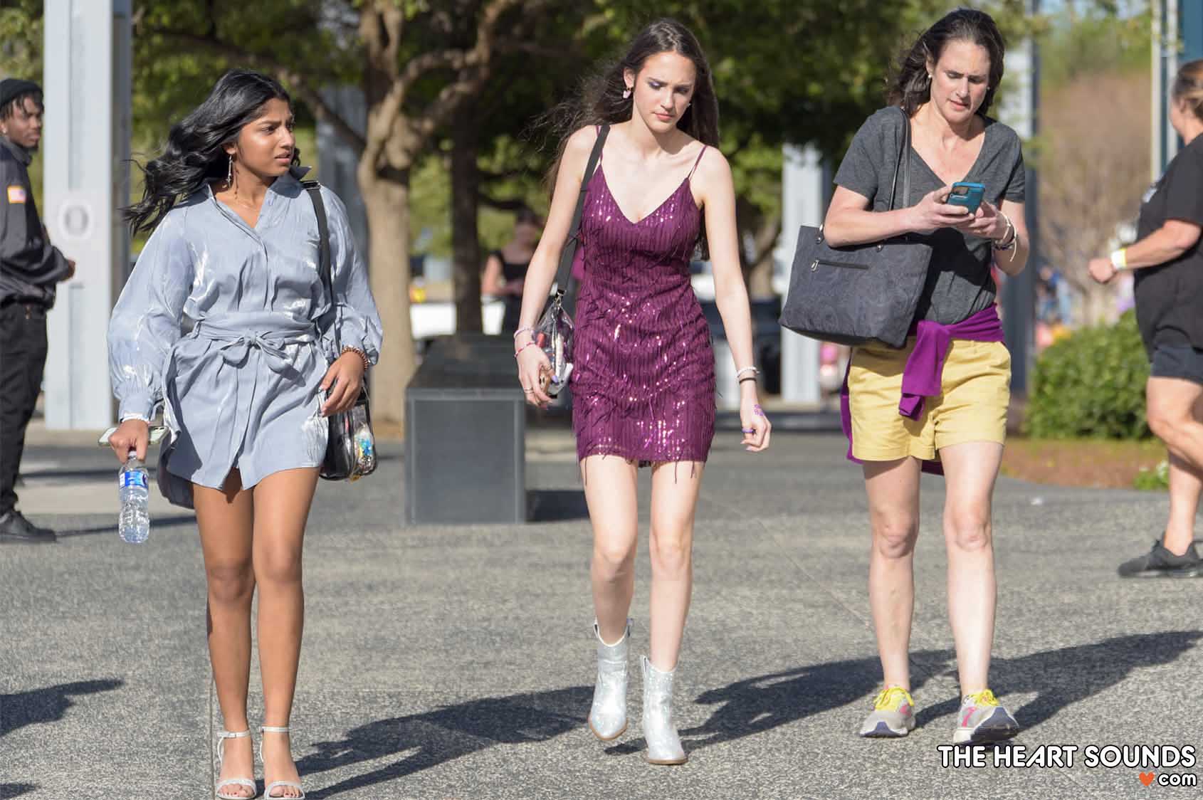 Swifties fashion looks in Texas! | The Heart Sounds