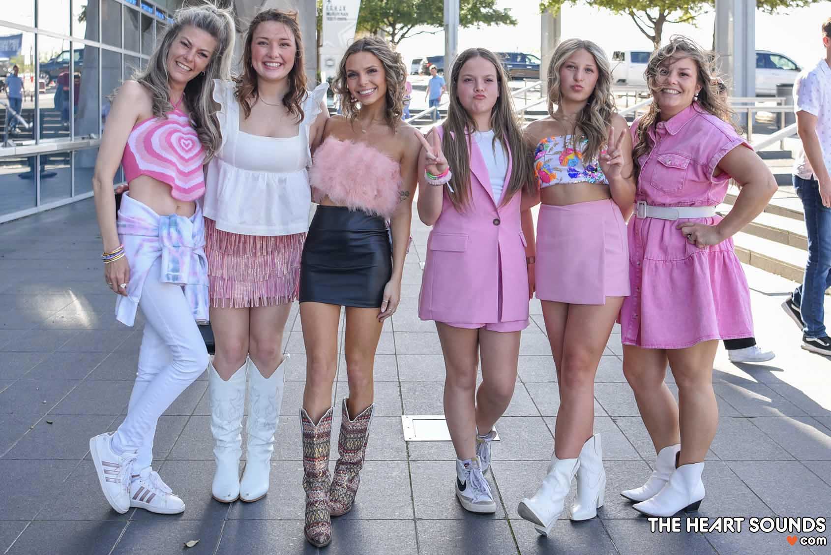 Swifties fashion looks in Texas! | The Heart Sounds