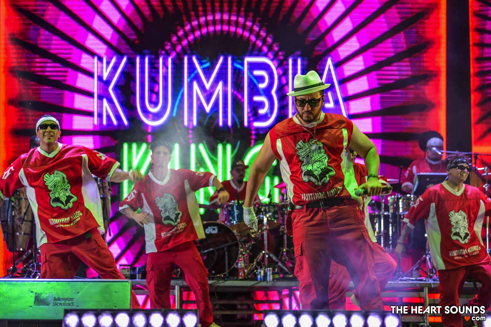 Aleks Syntek, Fey, and Kumbia Kings celebrated the 175 Anniversary of ...