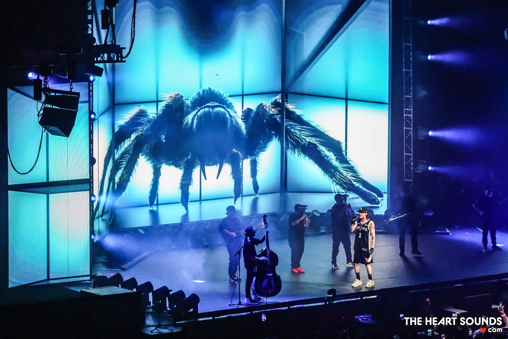 PESO PLUMA brought his Doble P Tour to the AT&T Center | The Heart Sounds