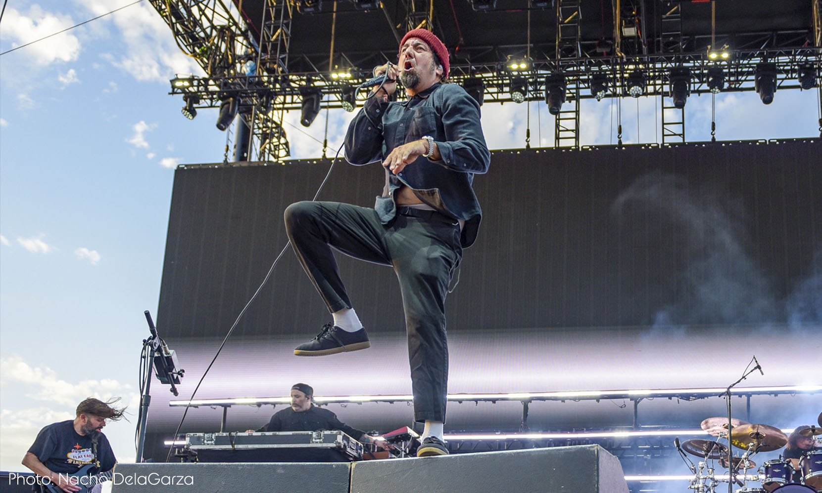Deftones announce their 2025 North American Tour! | The Heart Sounds