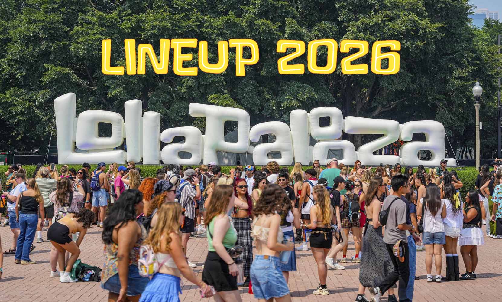 LOLLAPALOOZA 2026 Lineup Unveiled! | The Heart Sounds